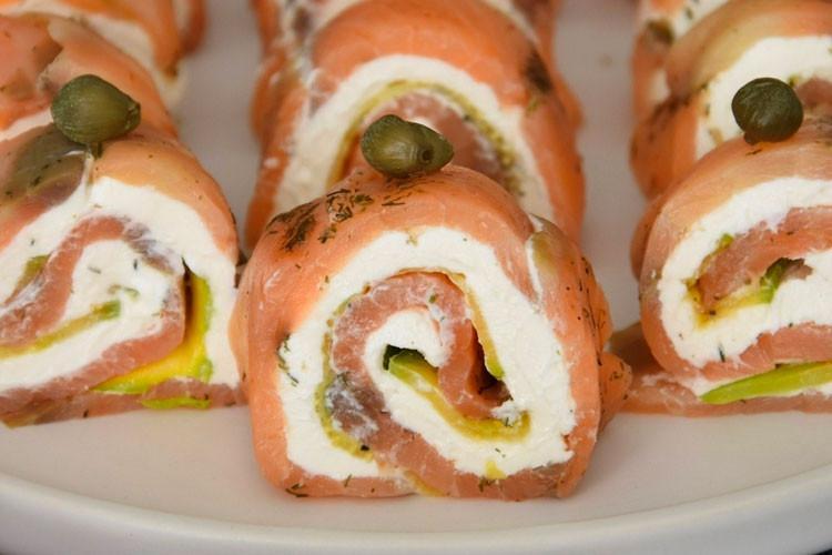 Somon sevenler bayılacak: Füme somon roll | Derya Jerdev | Köşe Yazıları