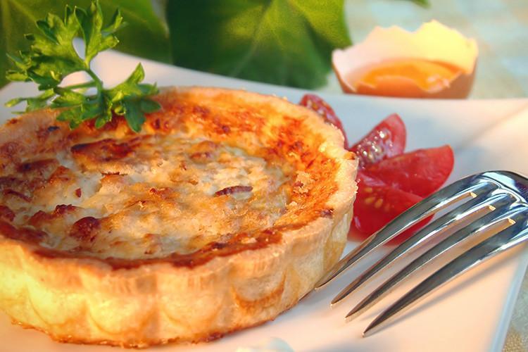Quiche Lorraine (kişloren) nasıl yapılır? Evde Quiche Lorraine ...