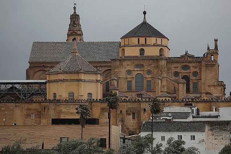Kurtuba Camii Nerede? Kurtuba Camisi Tarihi, Özellikleri, Hikayesi Ve ...