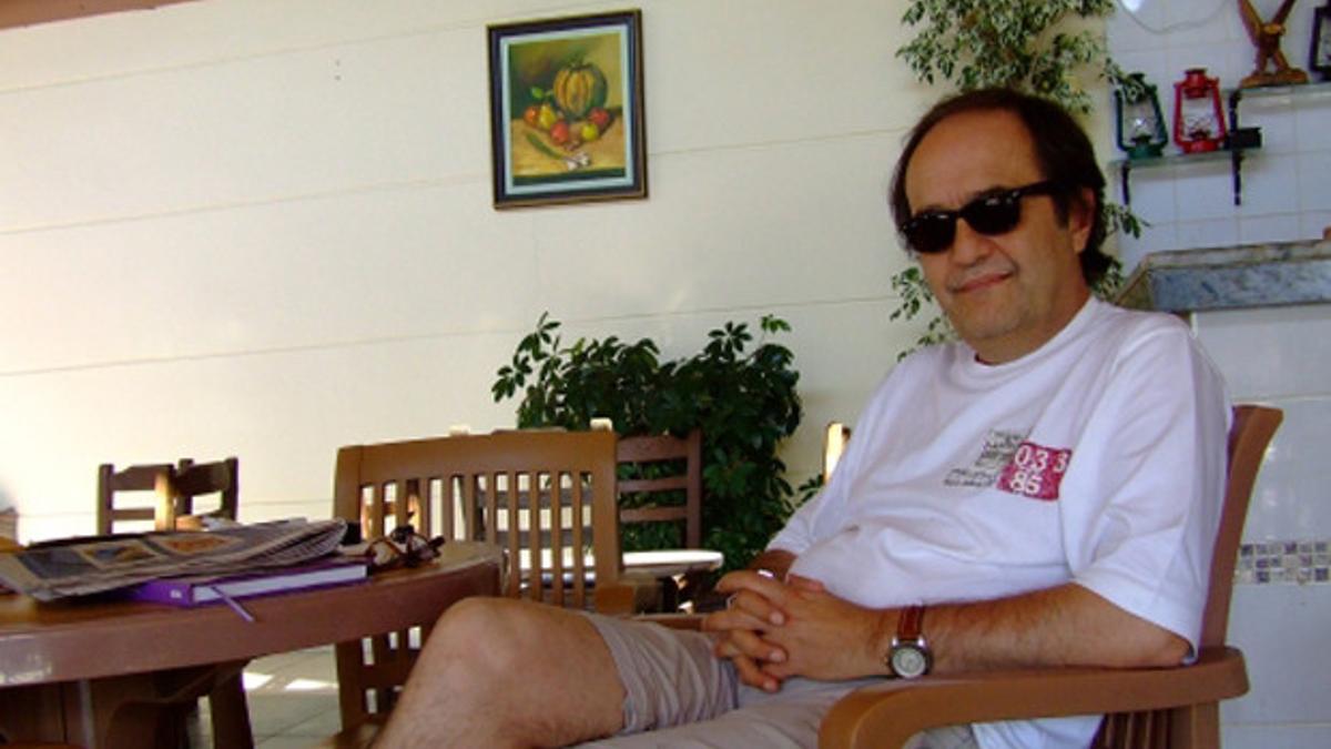 Şair Adnan Azar'ı kaybettik - Son Dakika Haberleri