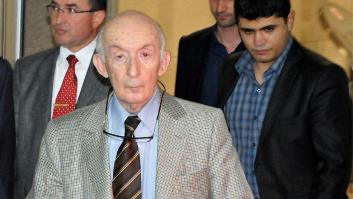 Teoman Koman kimdir? - Son Dakika Haberler