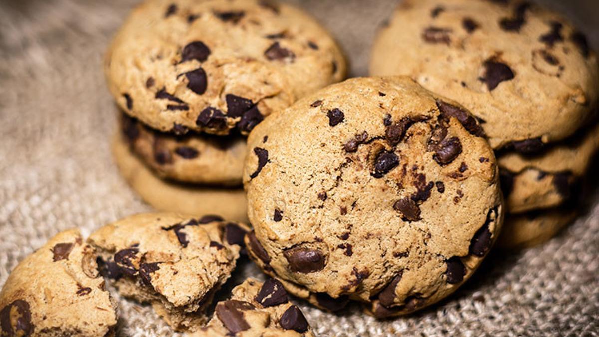 Cookie (kuki) nasıl yapılır? Evde çikolatalı cookie (kuki) yapımı için ...