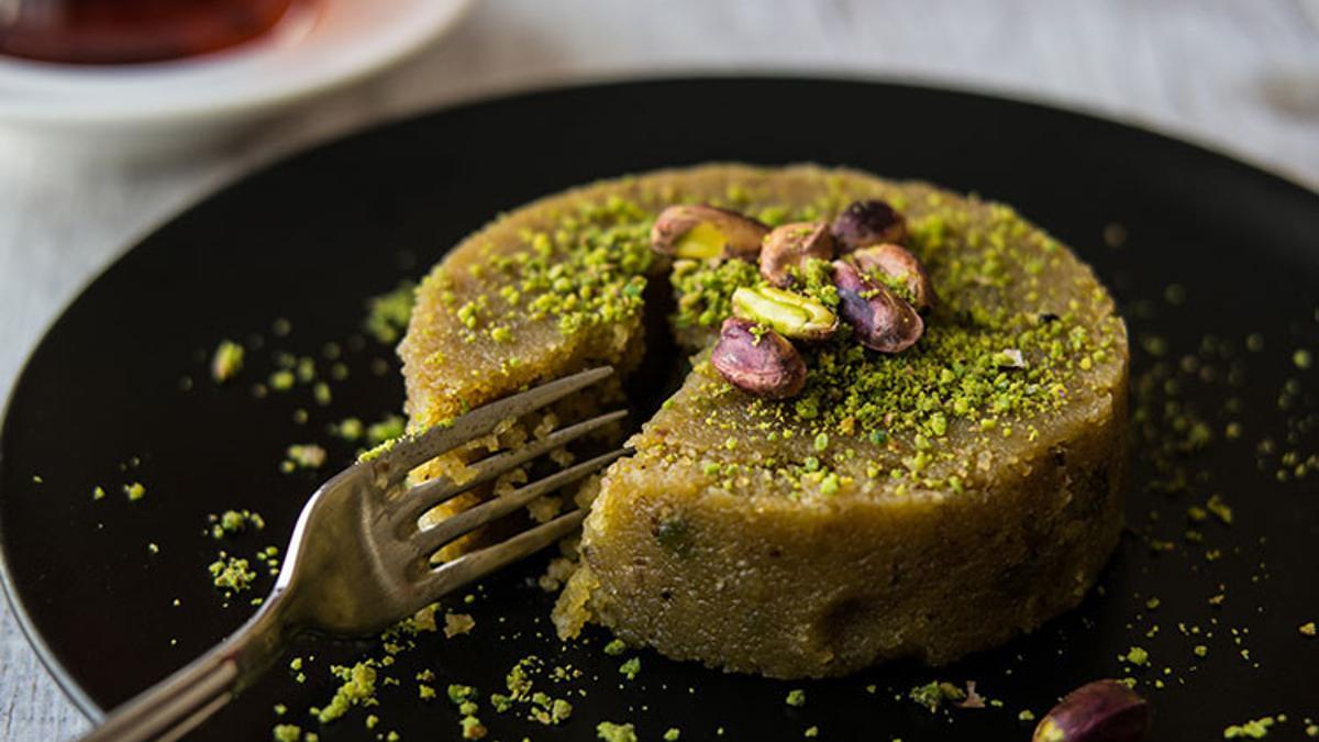 Un Helvası Tarifi - Evde un helvası nasıl yapılır? Kolay ve pratik un ...