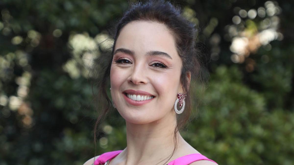 Azra Akın: Güzellik kalple olur - Haberler Magazin