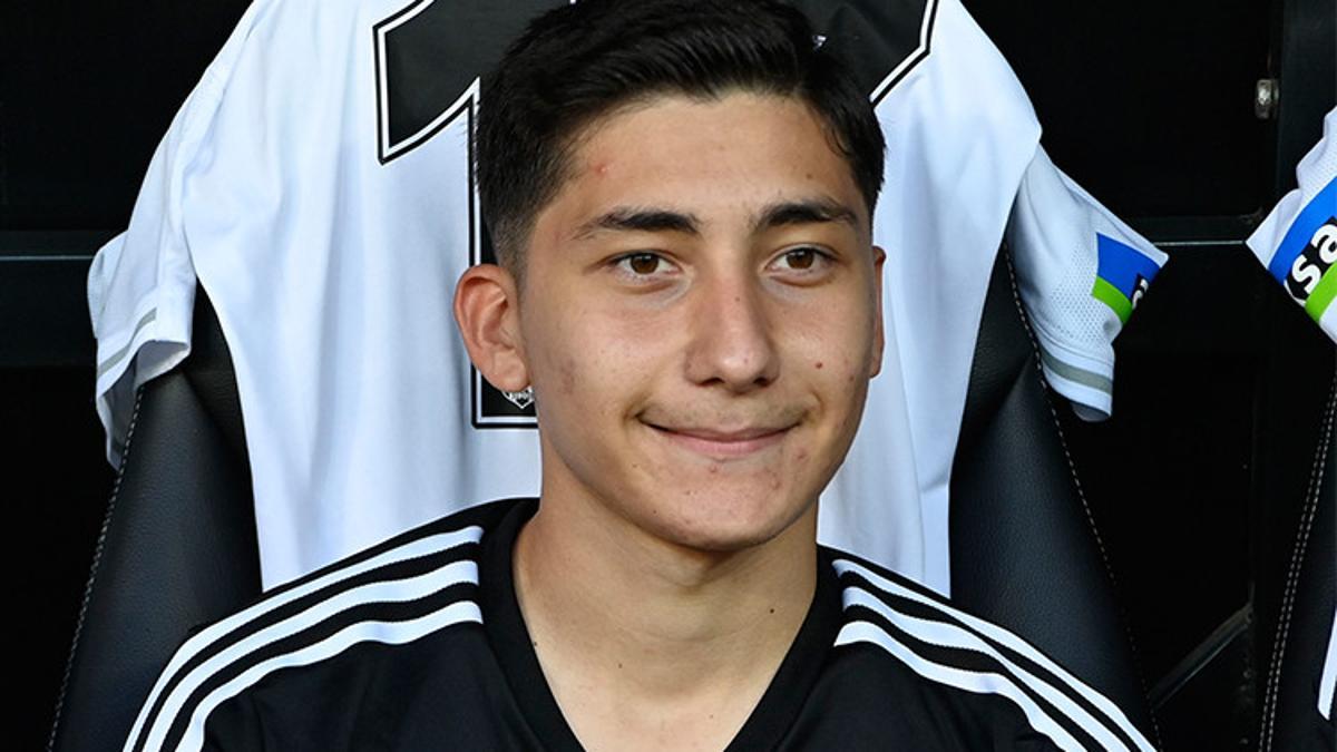 Son Dakika: Beşiktaş KAP'a bildirdi! Emirhan İlkhan resmen Torino'da ...