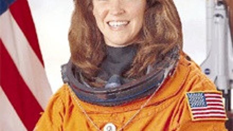 Kıskanç Lisa, NASA’nın kovduğu ilk astronot - Son Dakika Haberler