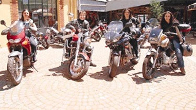 İşte bunlar da hatun motorcular - Magazin Haberleri