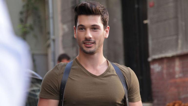 Avlu dizisinin oyuncuları kimdir? İşte Avlu dizisinin oyuncu kadrosu ve ...