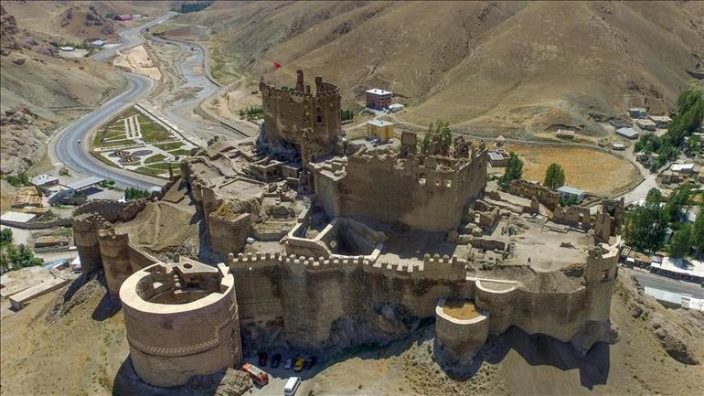 Urartular’dan kalan şehir Van - Seyahat Haberleri