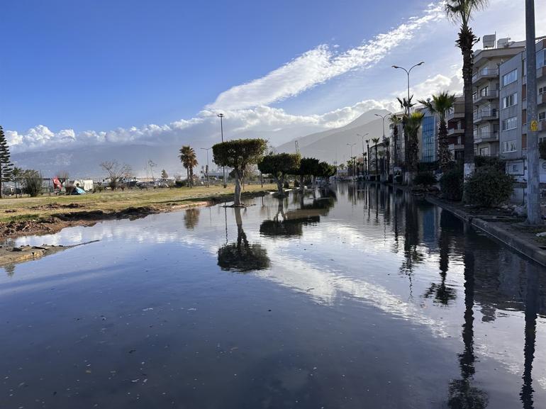 İskenderun'da deniz seviyesi yükseldi... İşte nedeni - Son Dakika Haberler