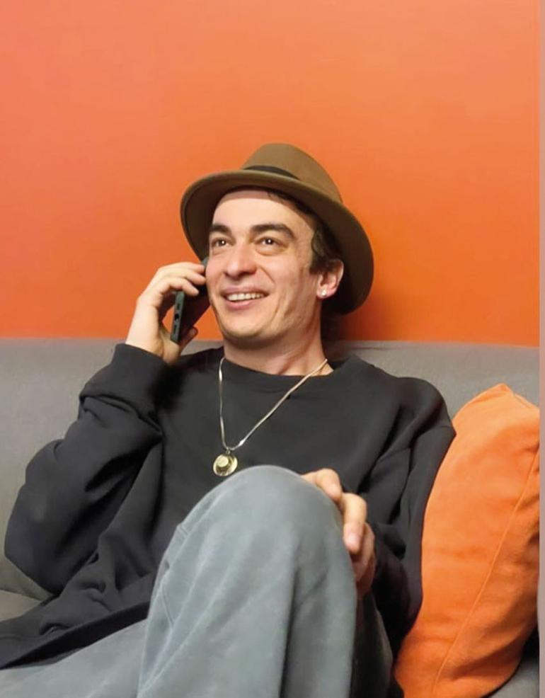 Sergen Deveci feci kazadan 141 gün sonra sahnelere döndü: İmparator ...