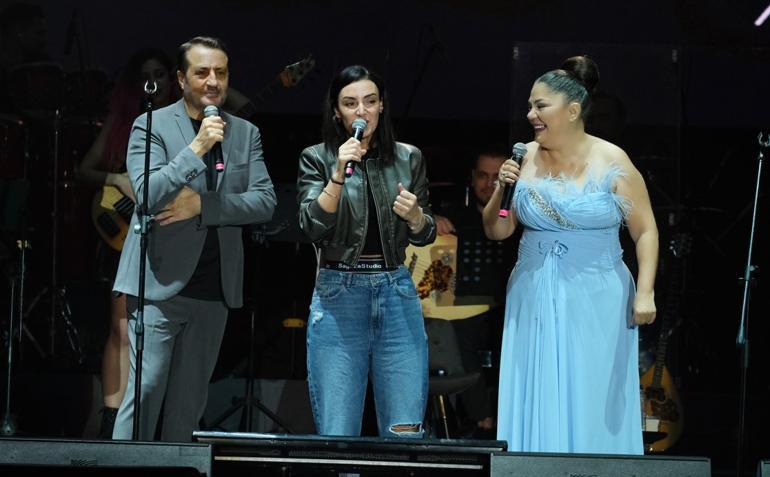 İzel-Çelik- Ercan 90'lı yılları yeniden yaşattı - Magazin Hayat